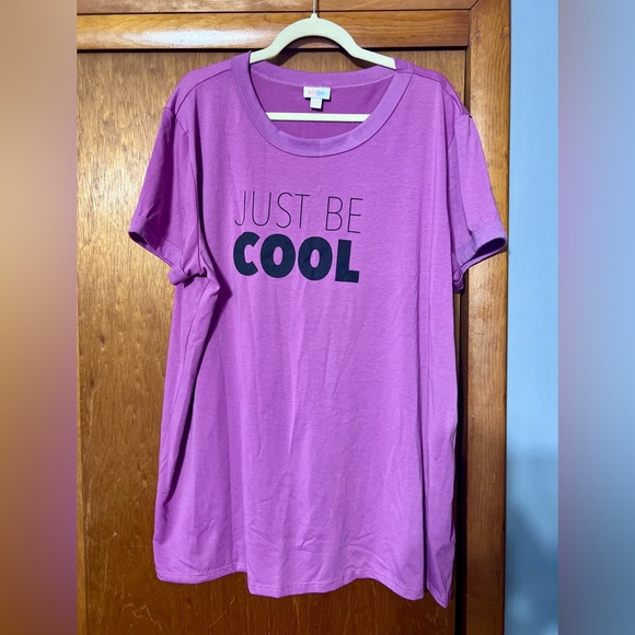 LuLaRoe | Tops | Lularoe Liv Tshirt 3x | Poshmark